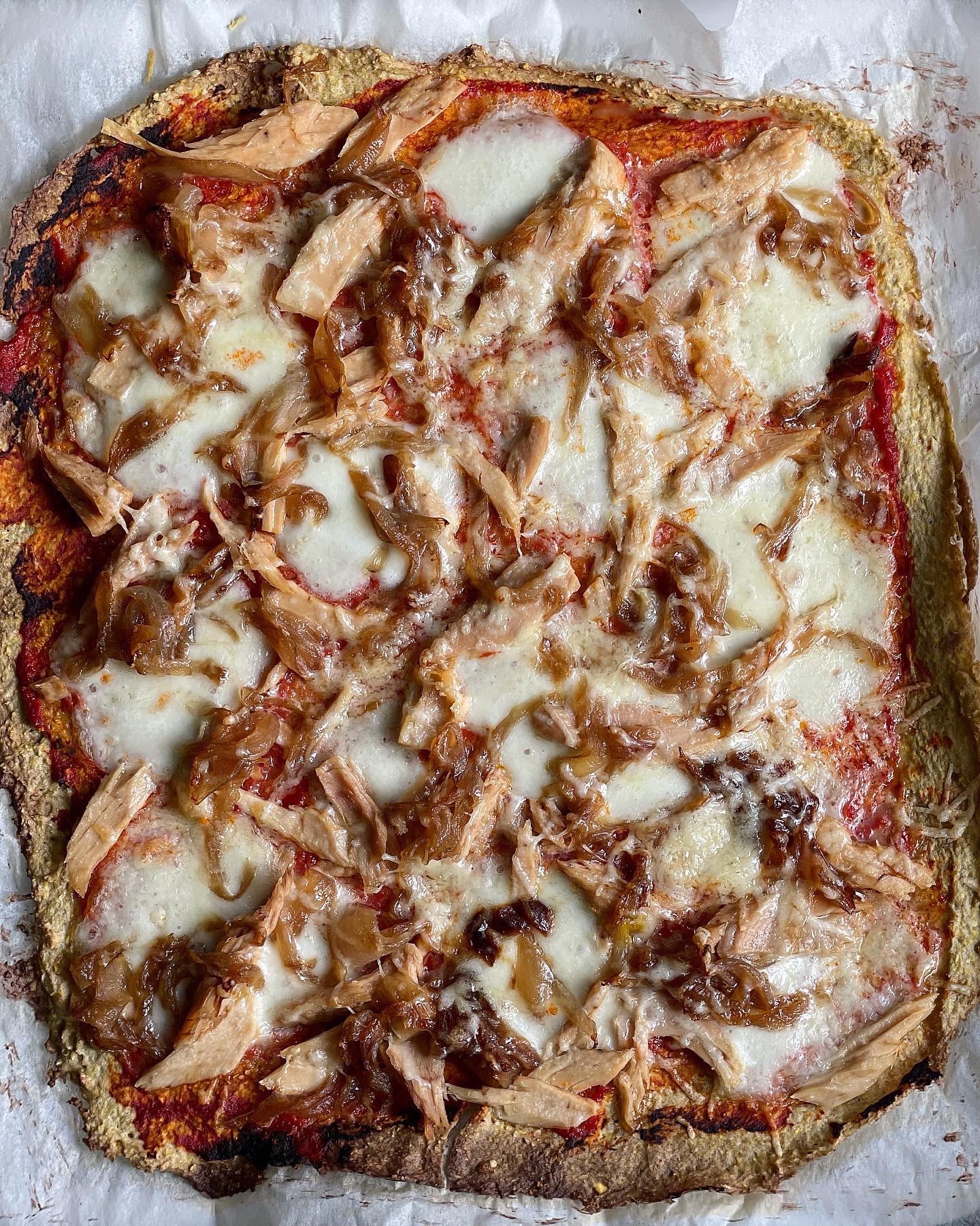 Pizza paleo de plátano macho